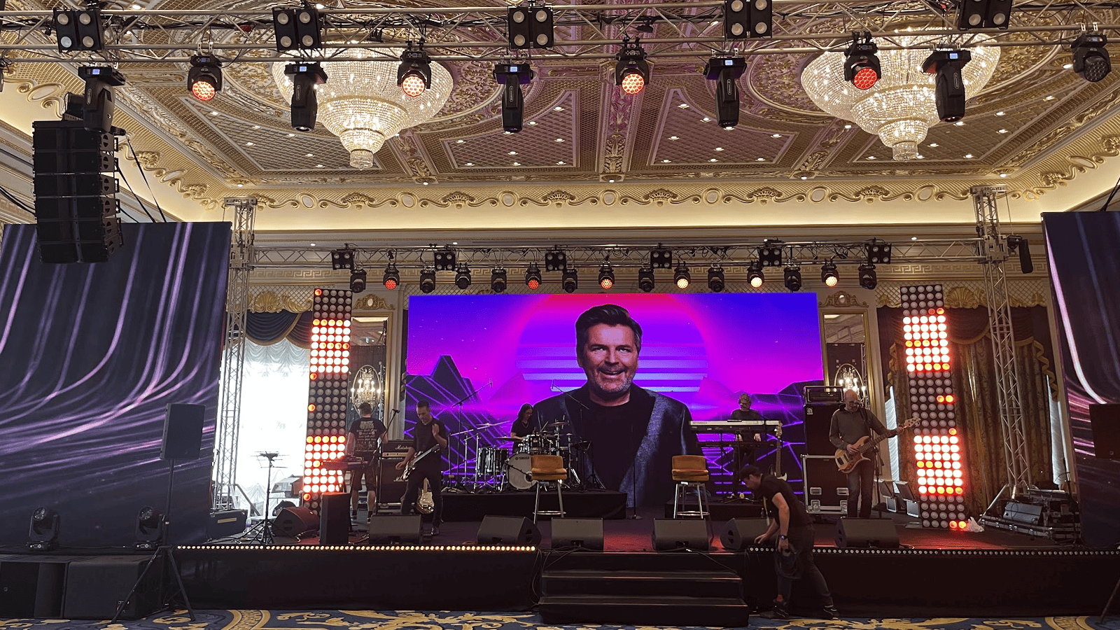 Stage Rental in Dubai, Abu Dhabi, UAE | Indoor & Outdoor Stages – MFA Event